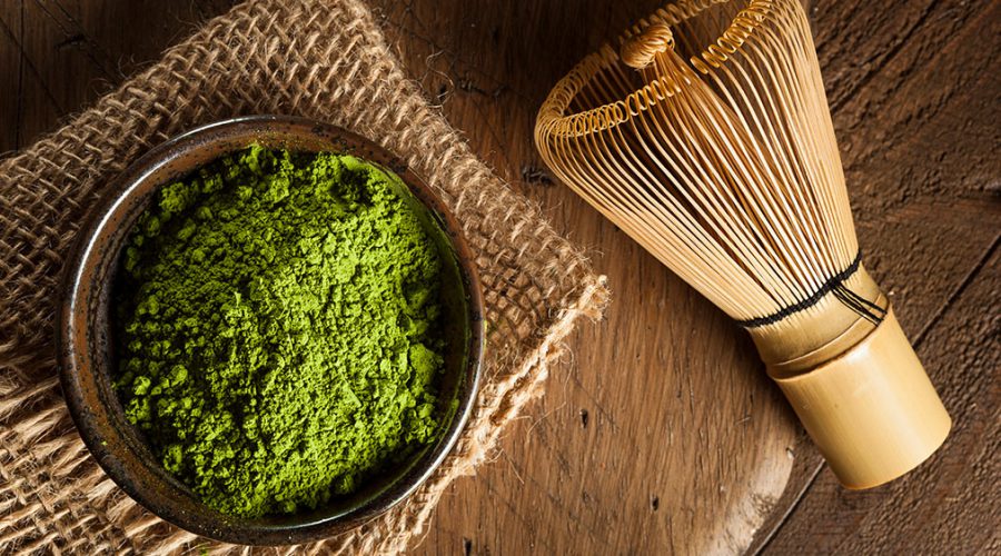 Todo sobre el polvo de té verde matcha - YÖY Superfoods